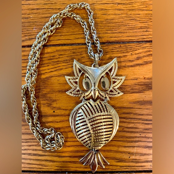 ALAN | Jewelry | Vintage Articulated Owl Signed Alan 97s Gold Tone ...